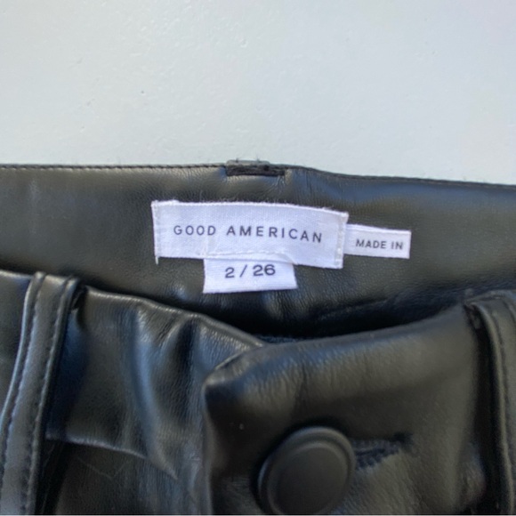 Good American | Pants & Jumpsuits | Nwotgood American Good Legs Cropped ...